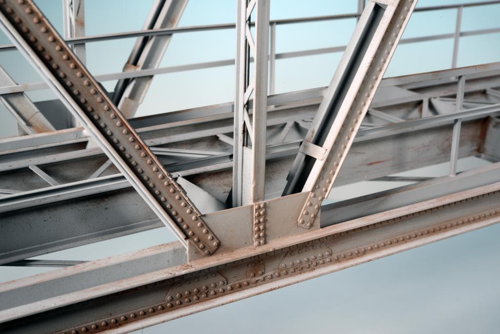 Neue Bogenbrücke von Hassler - Spur Null Magazin